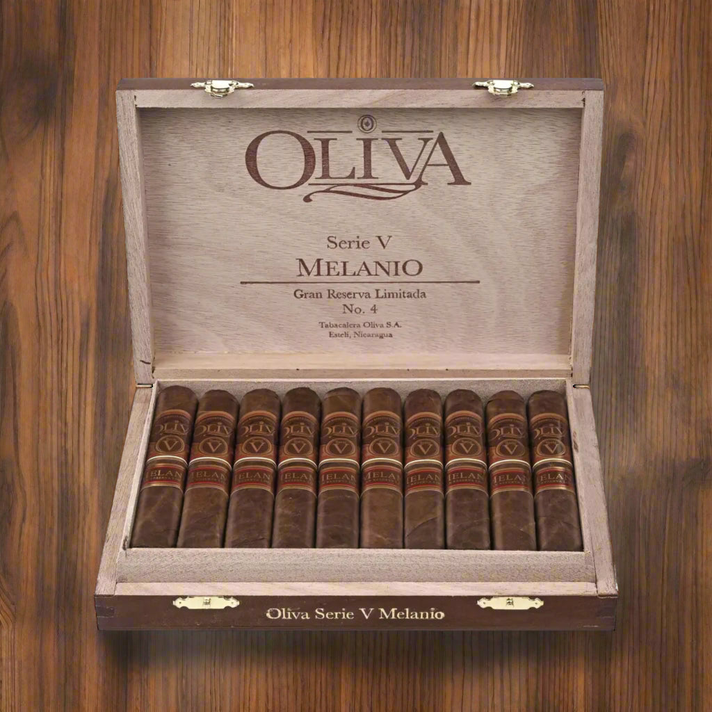 Oliva Serie V Melanio No. 4 | Cigar Titan